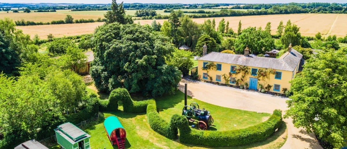 Exclusive and Intimate Wedding Venue in Cambridgeshire: South Farm